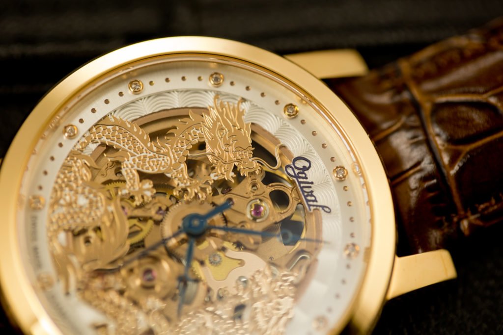 Đồng hồ Ogival 18k gold: Đỉnh cao của xa hoa sang trọng